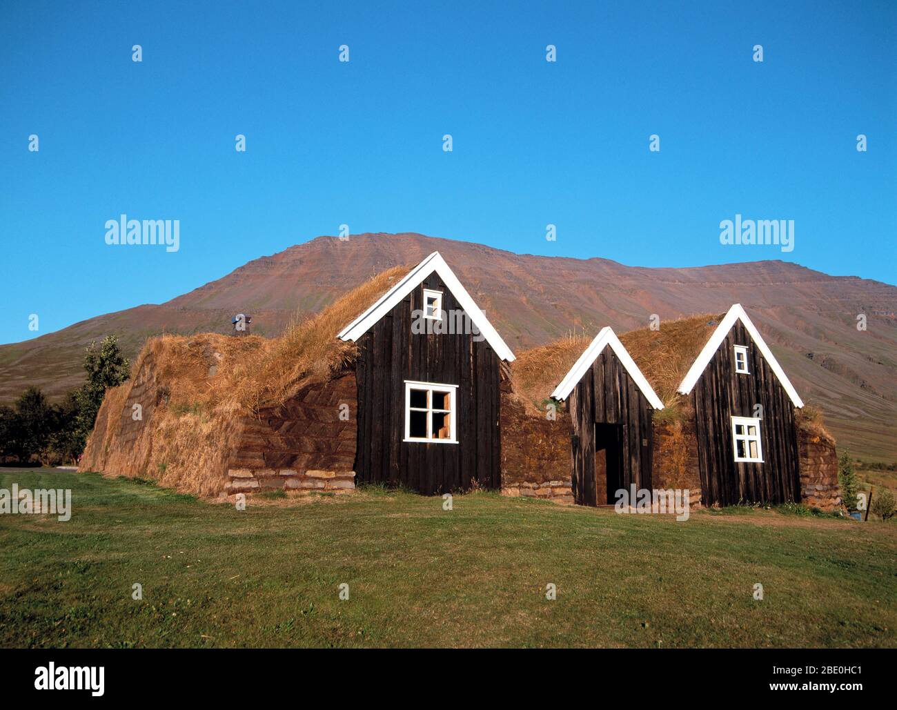 Turf farmhouse iceland hi-res stock photography and images - Alamy