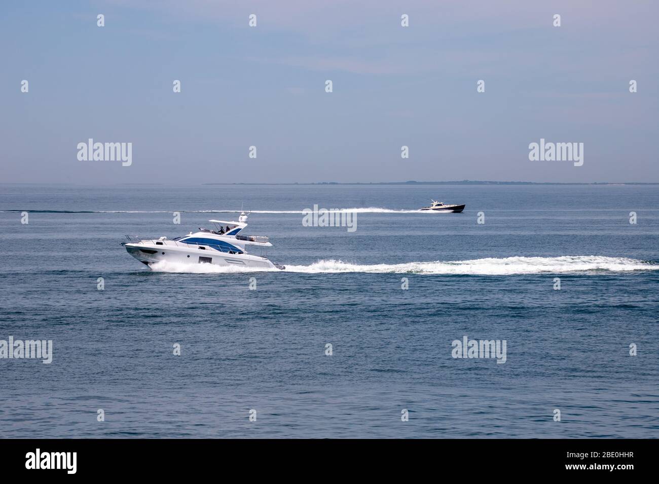 Ocean crossing hi-res stock photography and images - Alamy