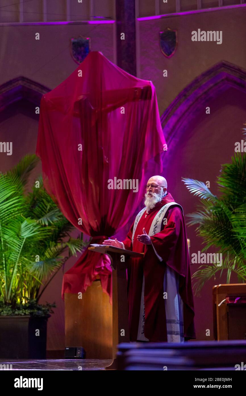 St timothy catholic church hi-res stock photography and images - Alamy