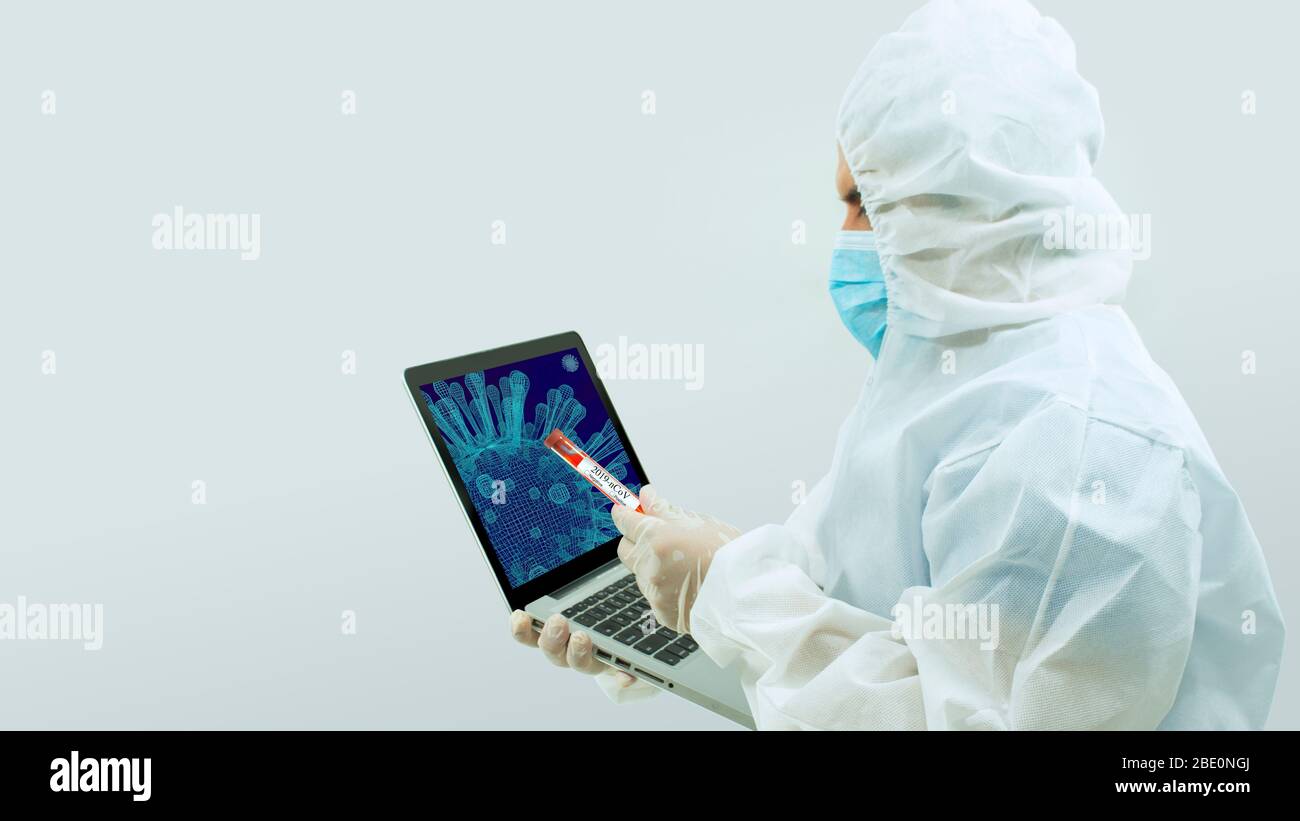 Doctor screen face hi-res stock photography and images - Alamy