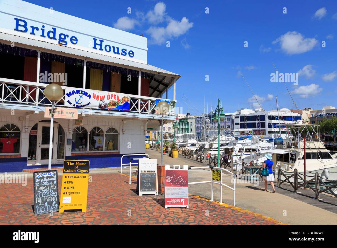 Barbados bridgetown bridge house hi-res stock photography and images ...