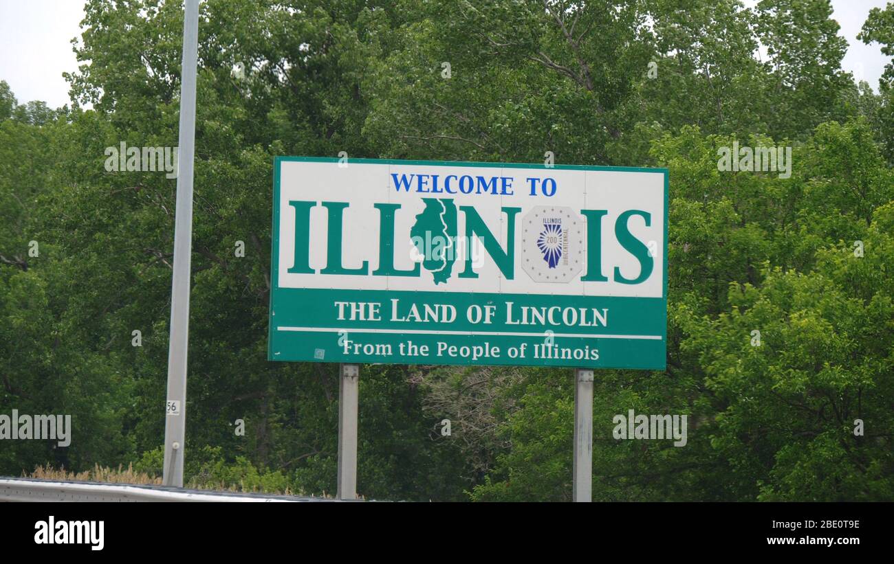 Traffic on freeway chicago illinois hi-res stock photography and images ...
