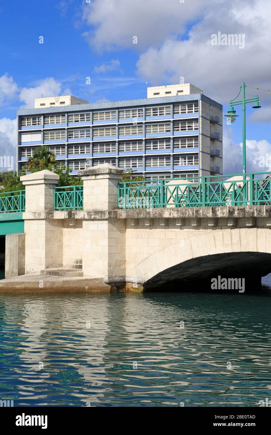 Bridgetown barbados bridge hi-res stock photography and images - Alamy