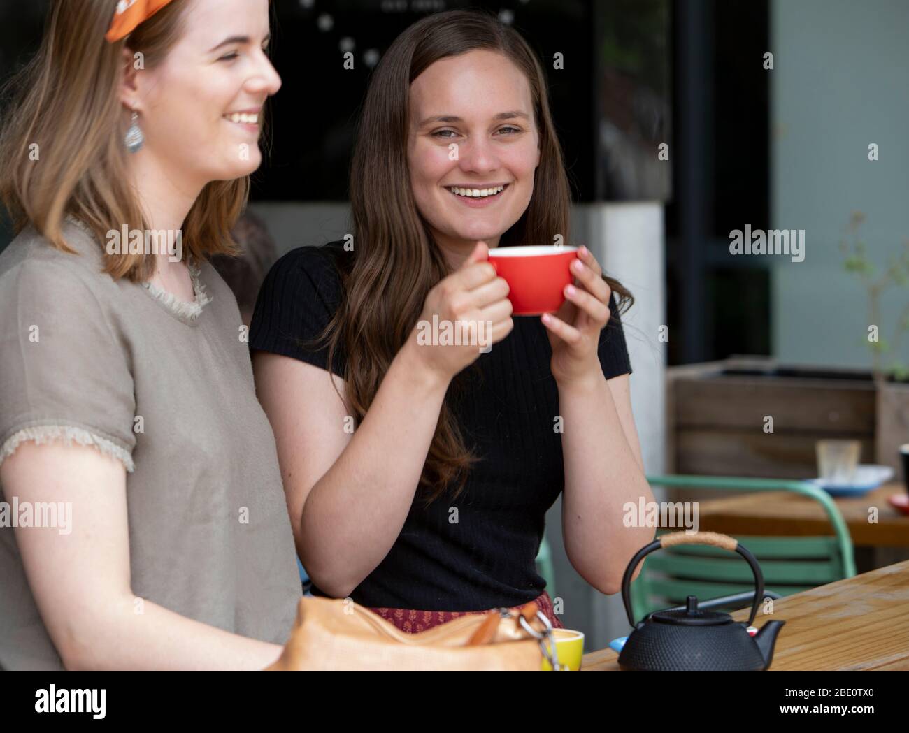 Tea lounge hi-res stock photography and images - Alamy