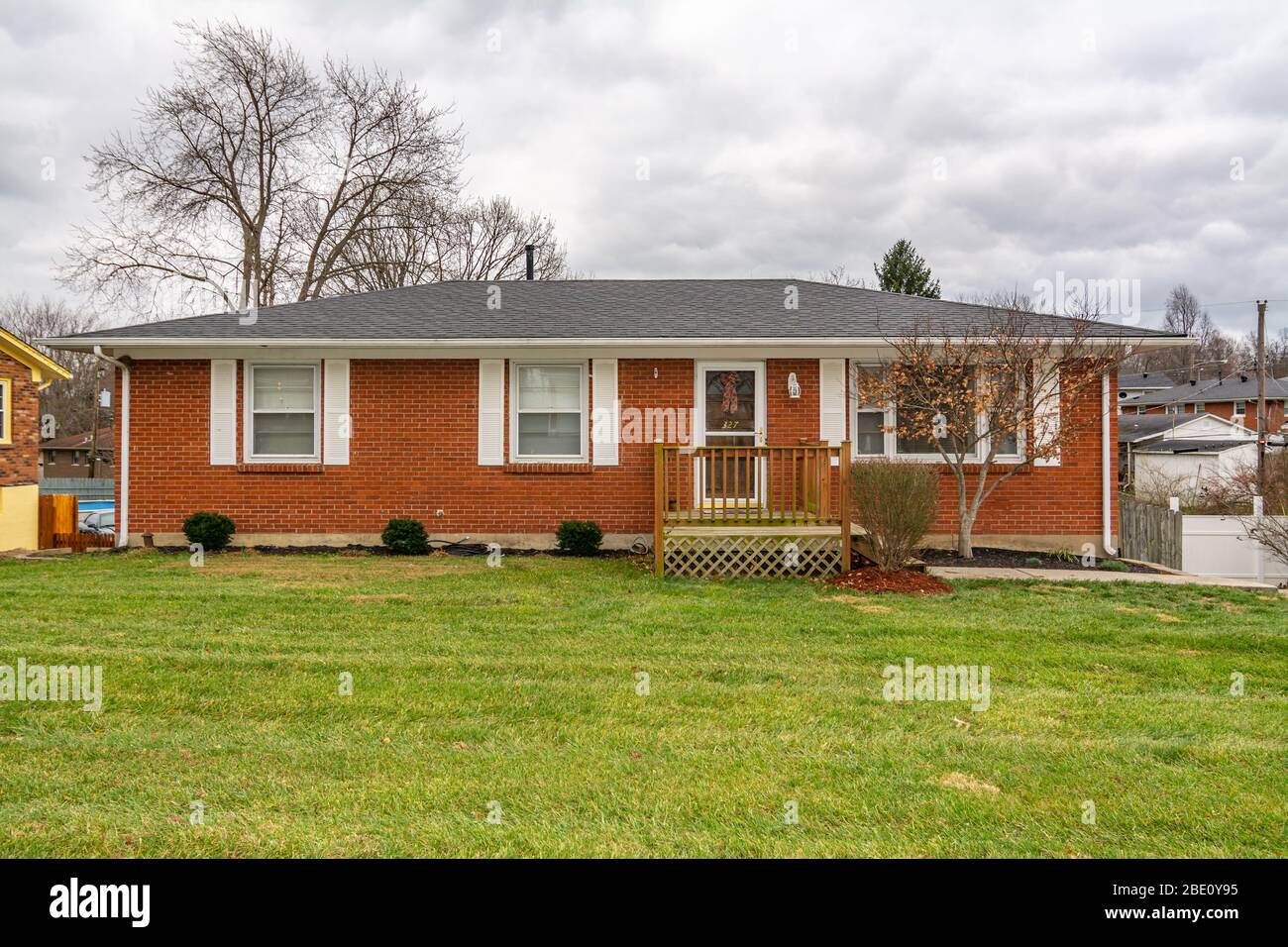Modest middle class home in Midwest America Stock Photo - Alamy