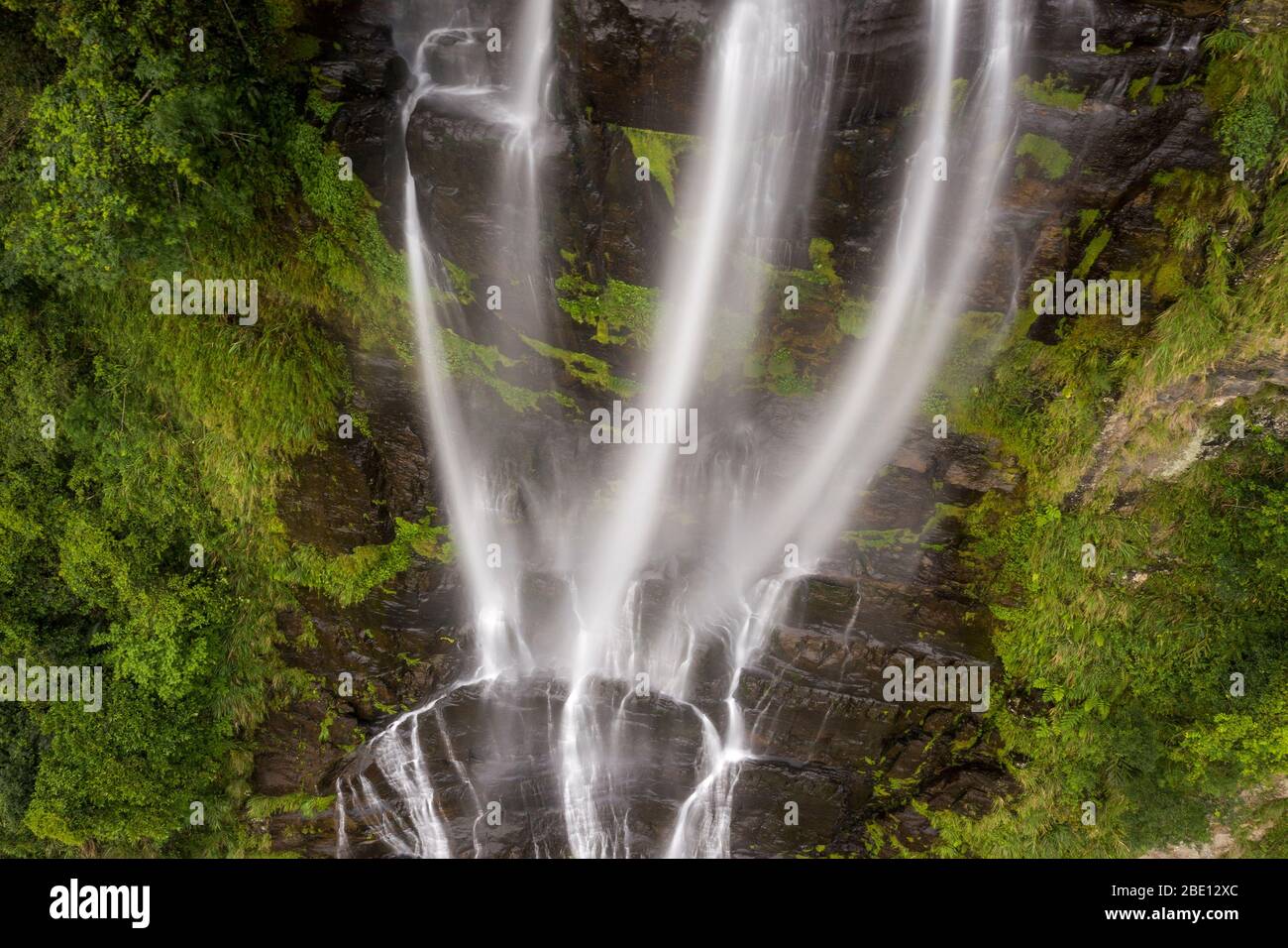 Golden waterfall taiwan hi-res stock photography and images - Alamy