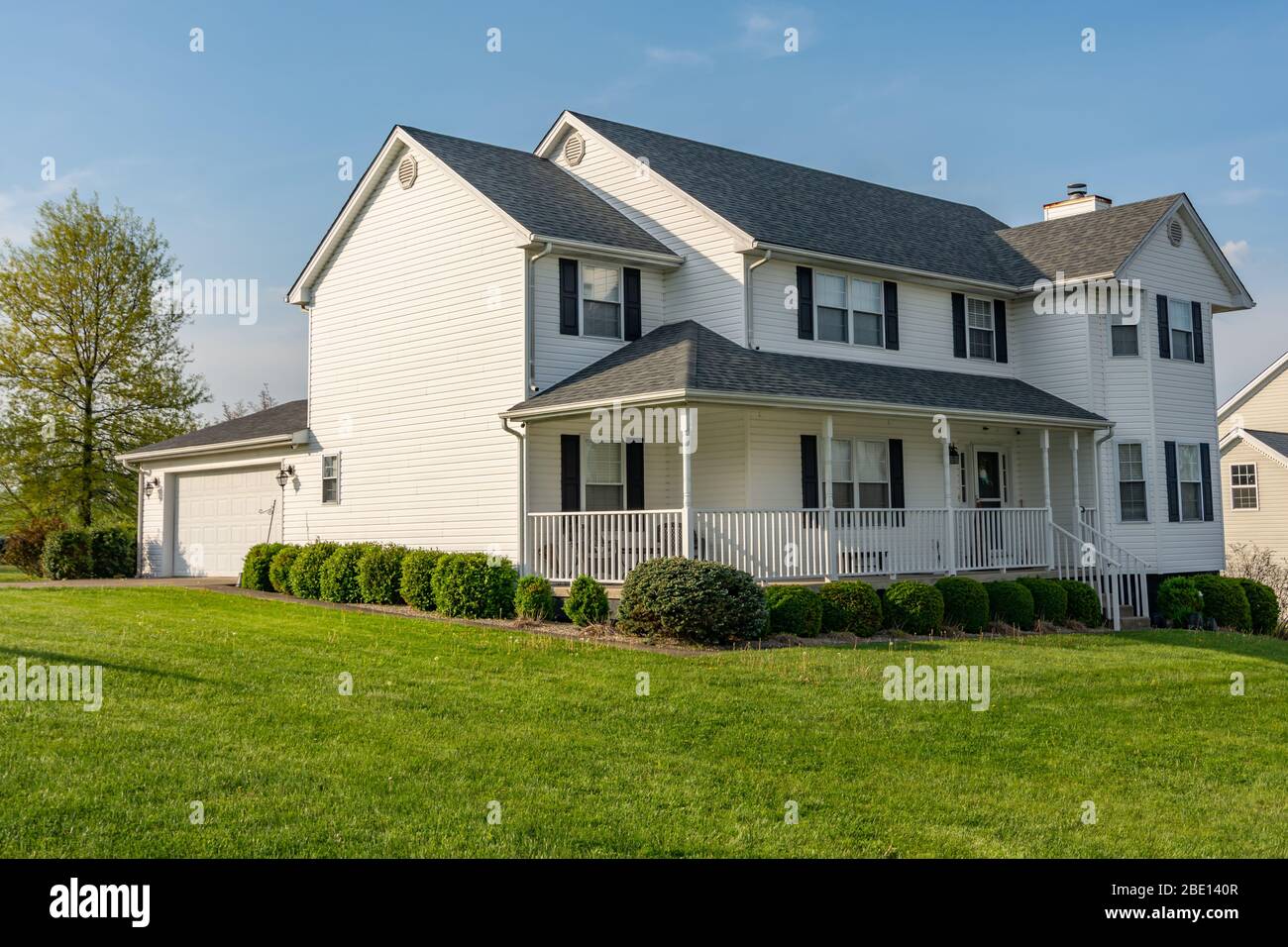 Two story frame house hi-res stock photography and images - Alamy