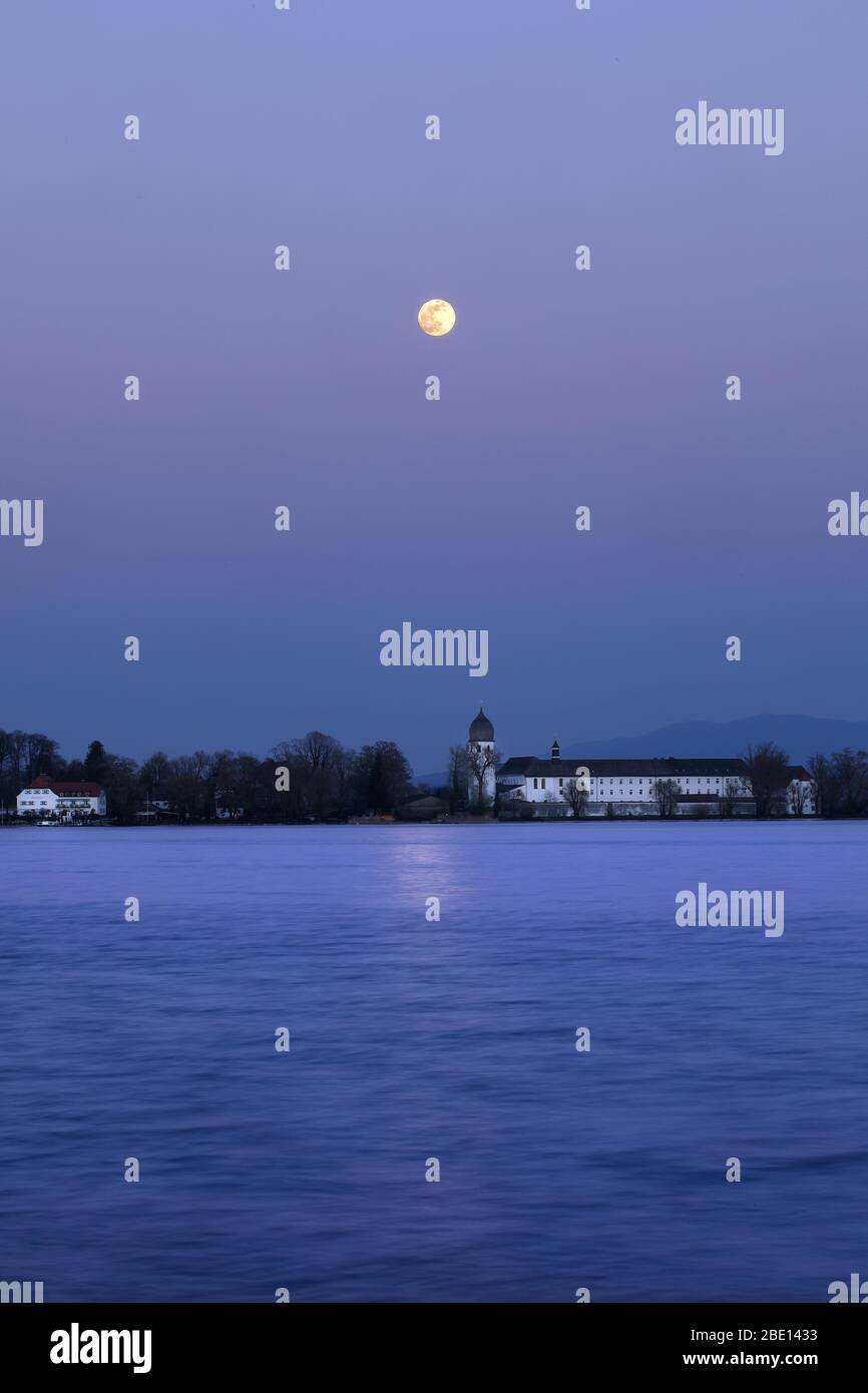 Full moon over fraueninsel hi-res stock photography and images - Alamy