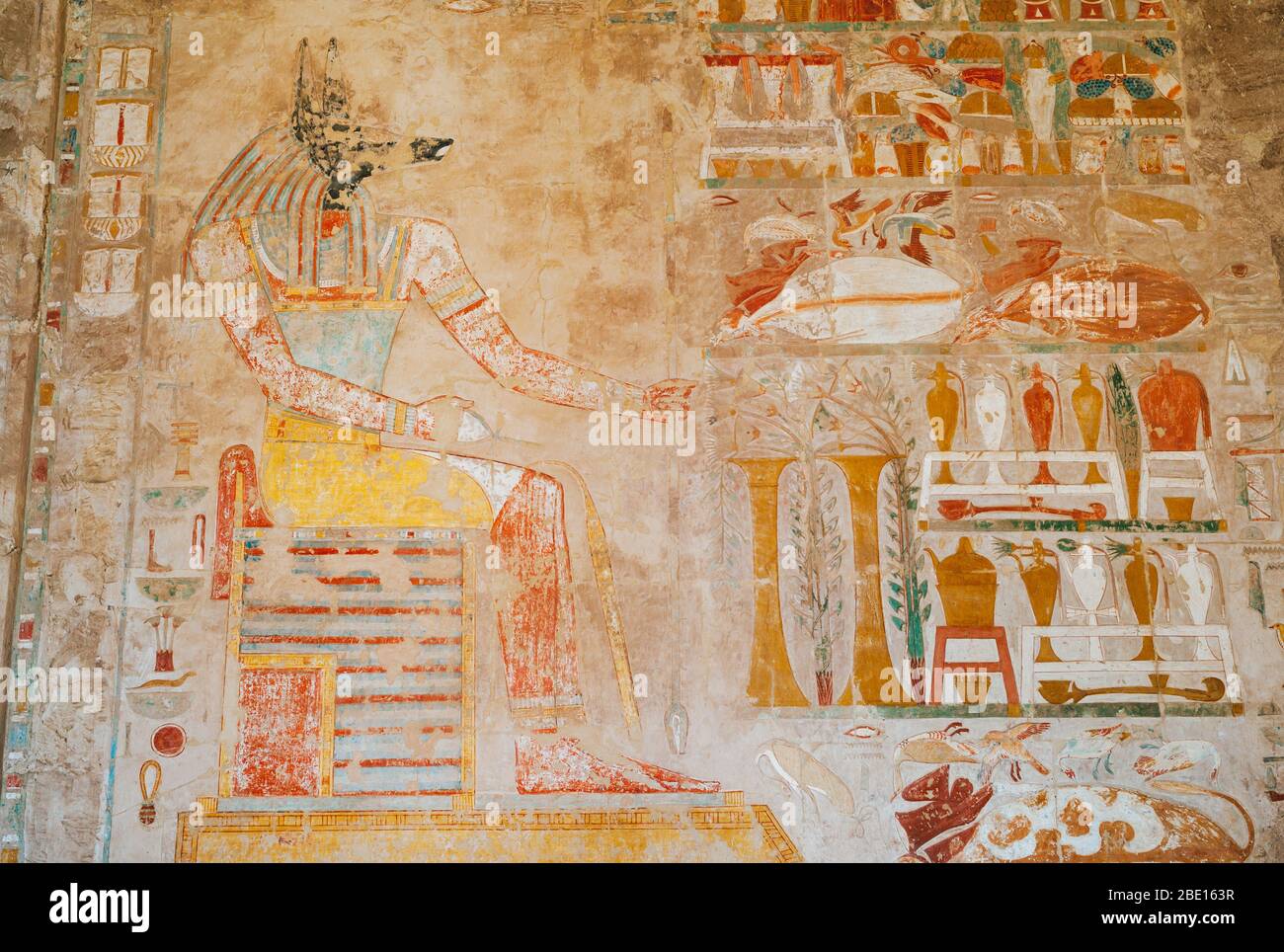 Anubis hieroglyph hi-res stock photography and images - Alamy