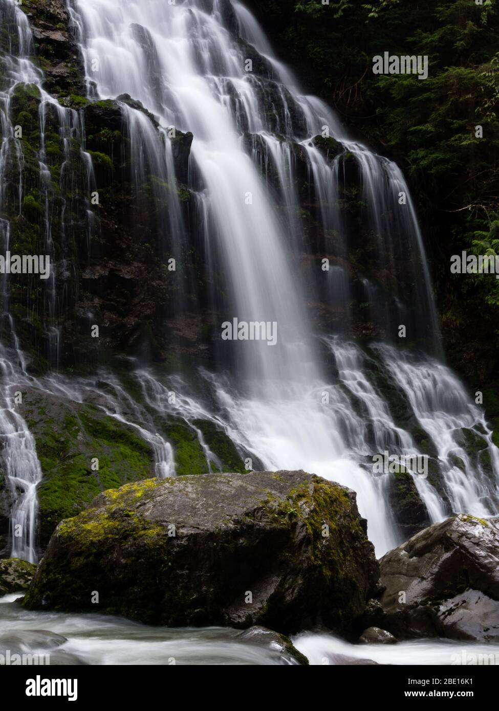 Waterfall in the forest in Washington state, USA Stock Photo - Alamy