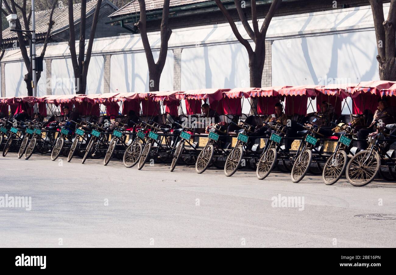 Chinese pedicabs hi-res stock photography and images - Alamy