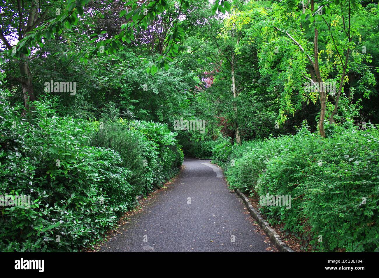 Merrion square garden hi-res stock photography and images - Alamy