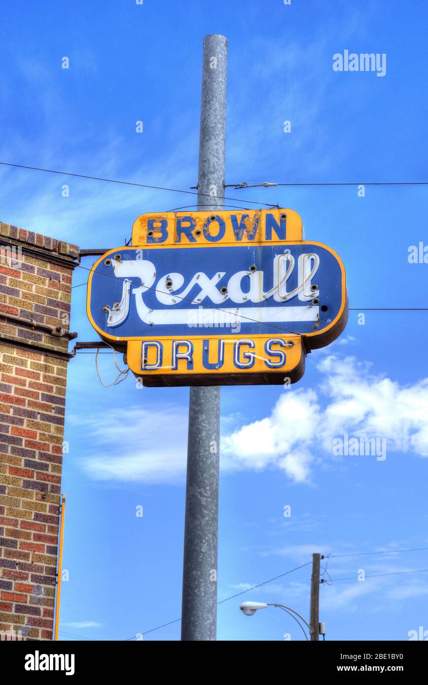 Pharmacy Road Sign High Resolution Stock Photography and Images - Alamy