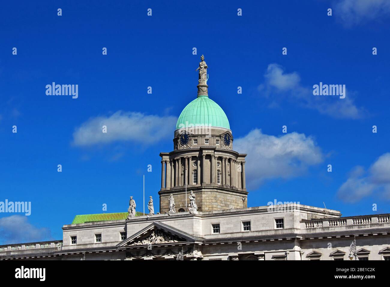 The Custom House, Dublin, Ireland Stock Photo - Alamy
