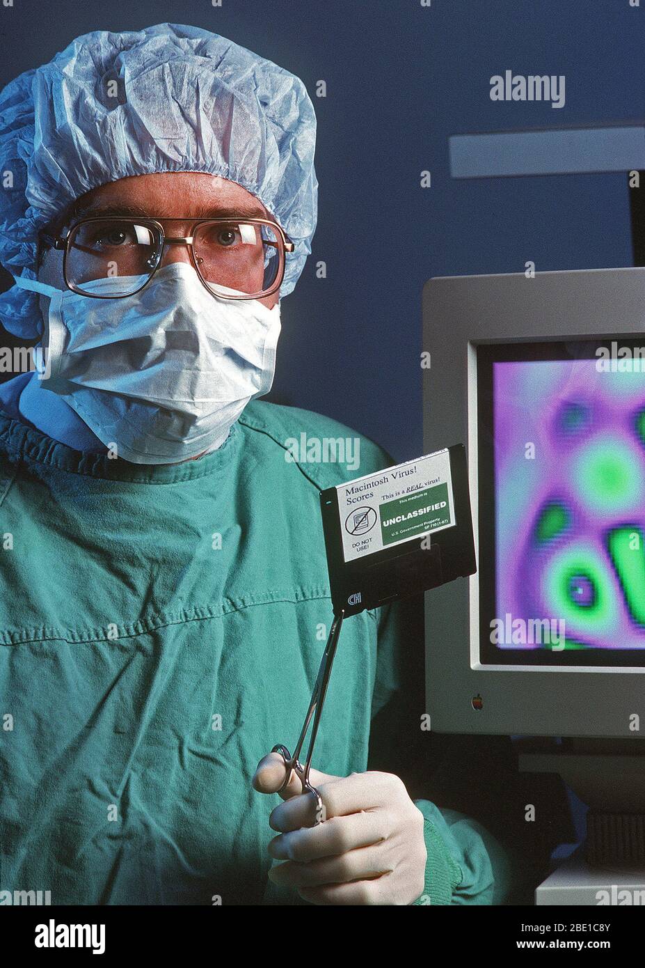 1990s computer virus disk hi-res stock photography and images - Alamy