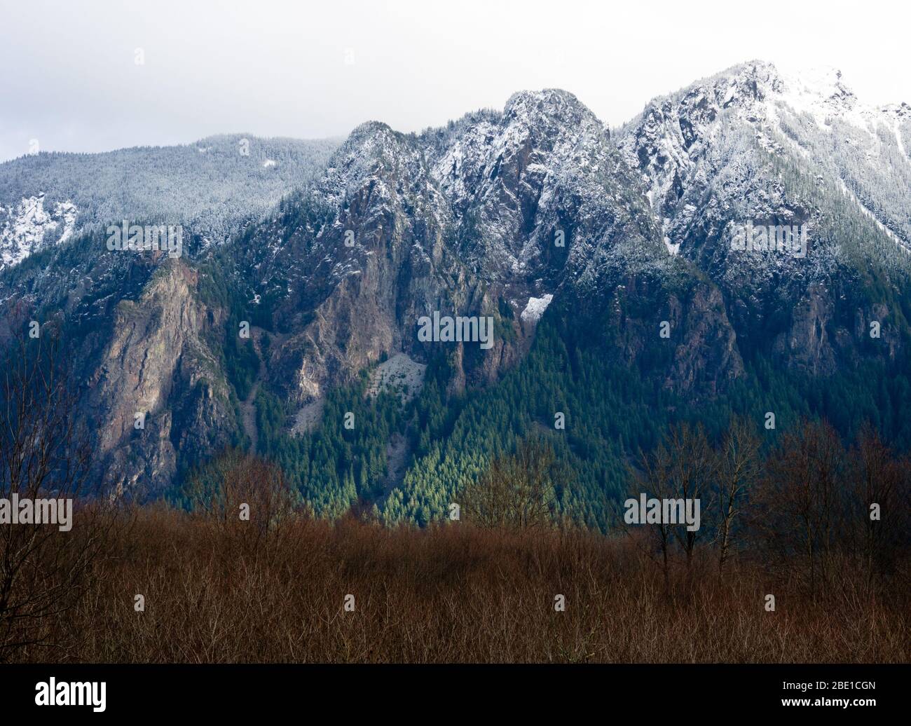 Mount si hi-res stock photography and images - Alamy