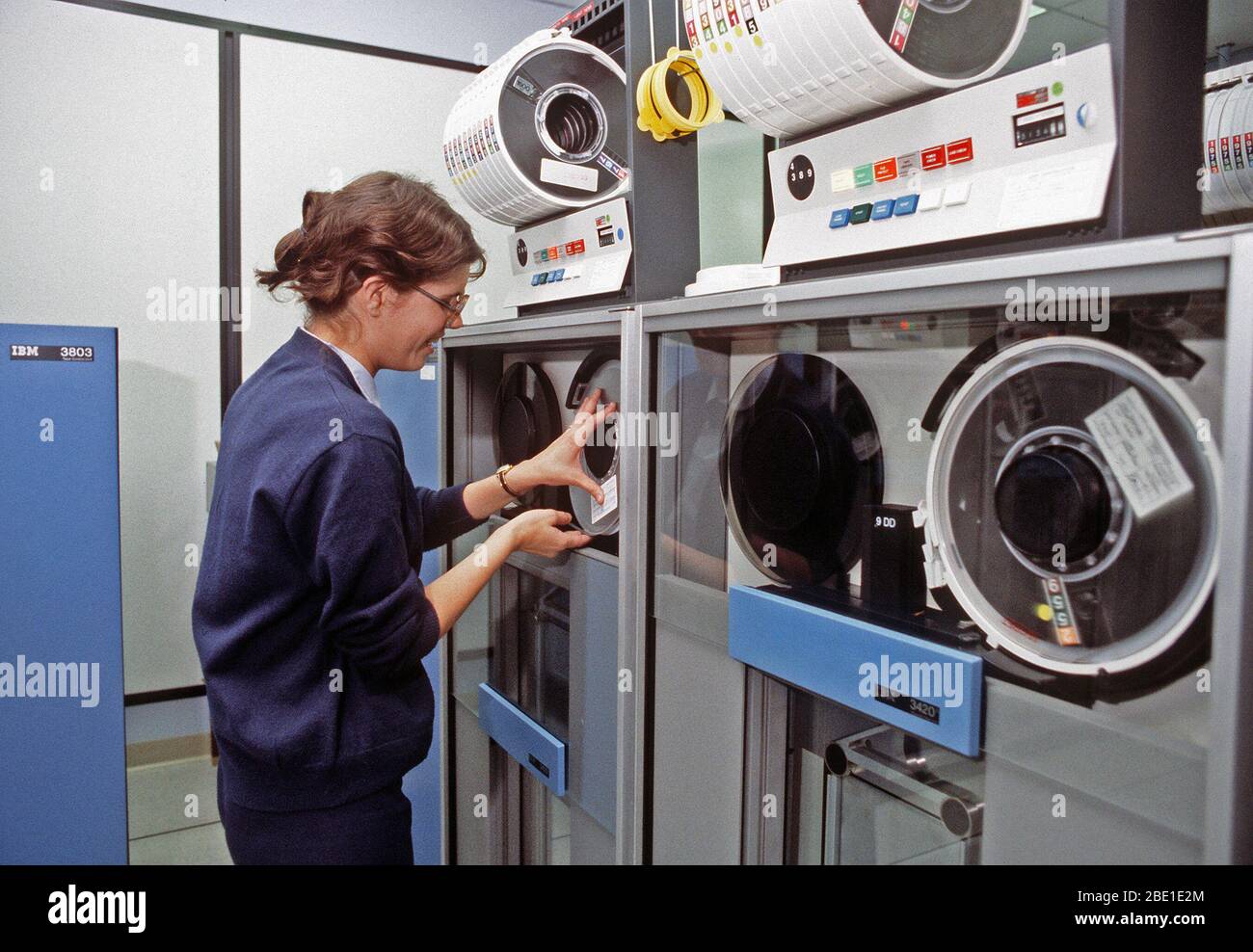 Vintage ibm computer hi-res stock photography and images - Alamy