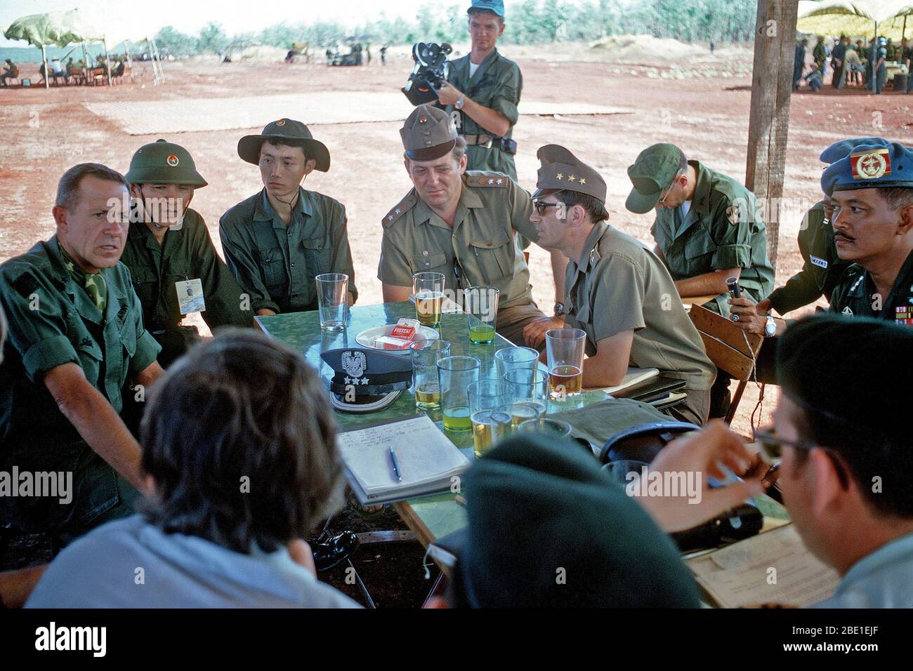 American supervision hi-res stock photography and images - Alamy