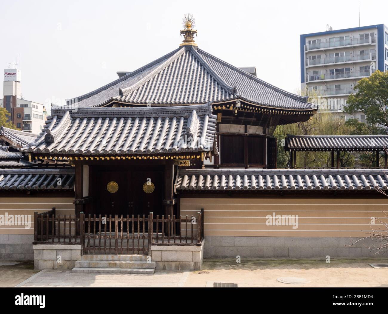 Hexagonal temple structure hi-res stock photography and images - Alamy