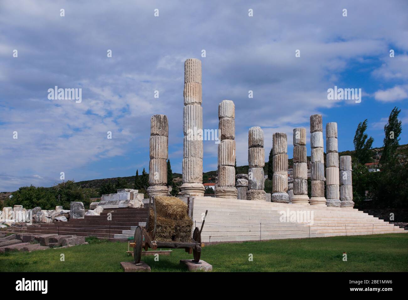 Apollon tapinagi hi-res stock photography and images - Alamy