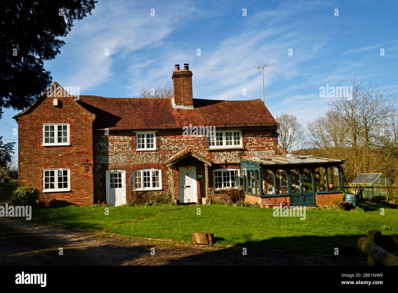 Garden brick flint hi-res stock photography and images - Alamy
