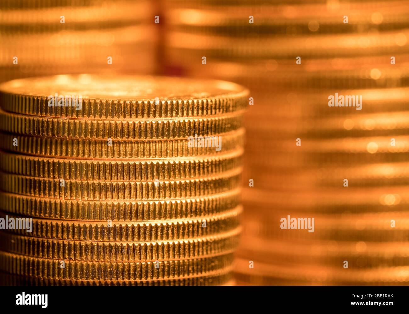 Gold diagram hi-res stock photography and images - Alamy