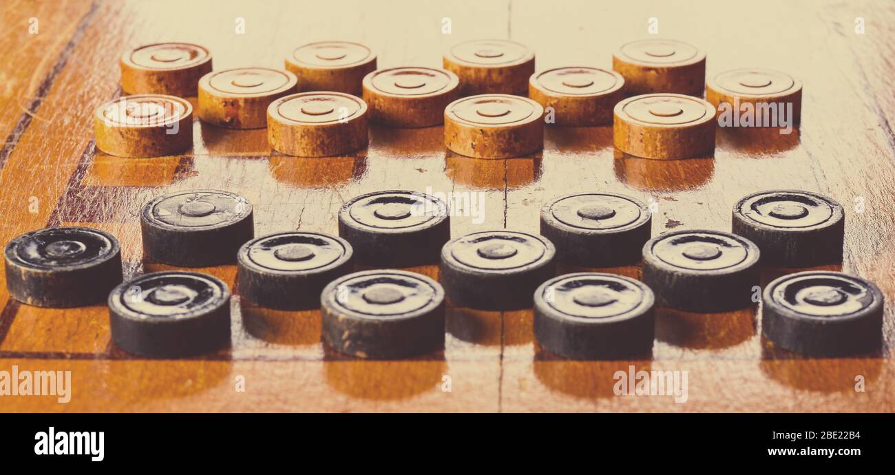 Old wooden checkers board game Stock Photo - Alamy