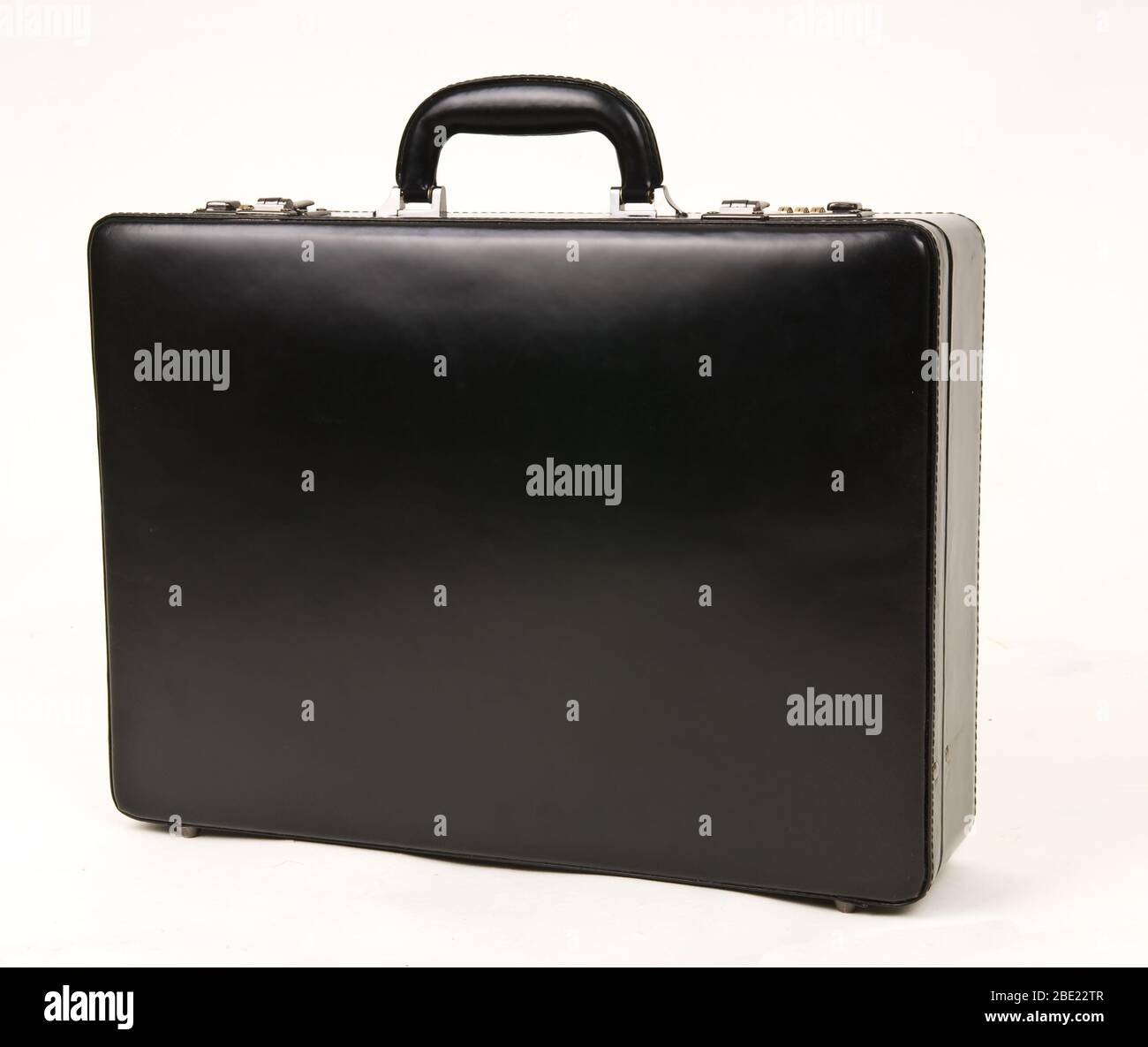 Office suitcase hi-res stock photography and images - Alamy