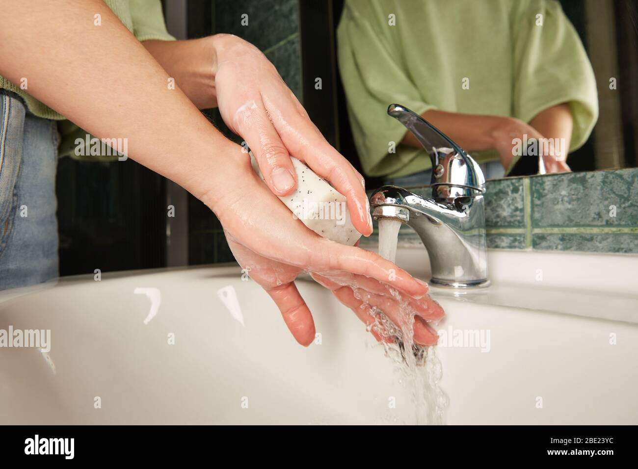Handwashing with soap - How to wash your hands Stock Photo - Alamy