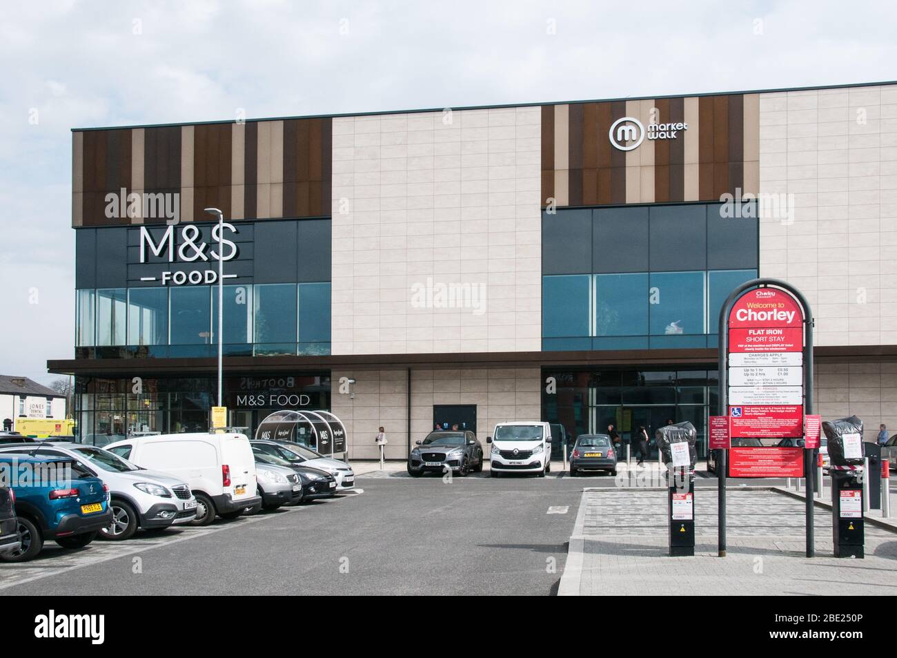 Shackerley rain screen cladding hi-res stock photography and images - Alamy