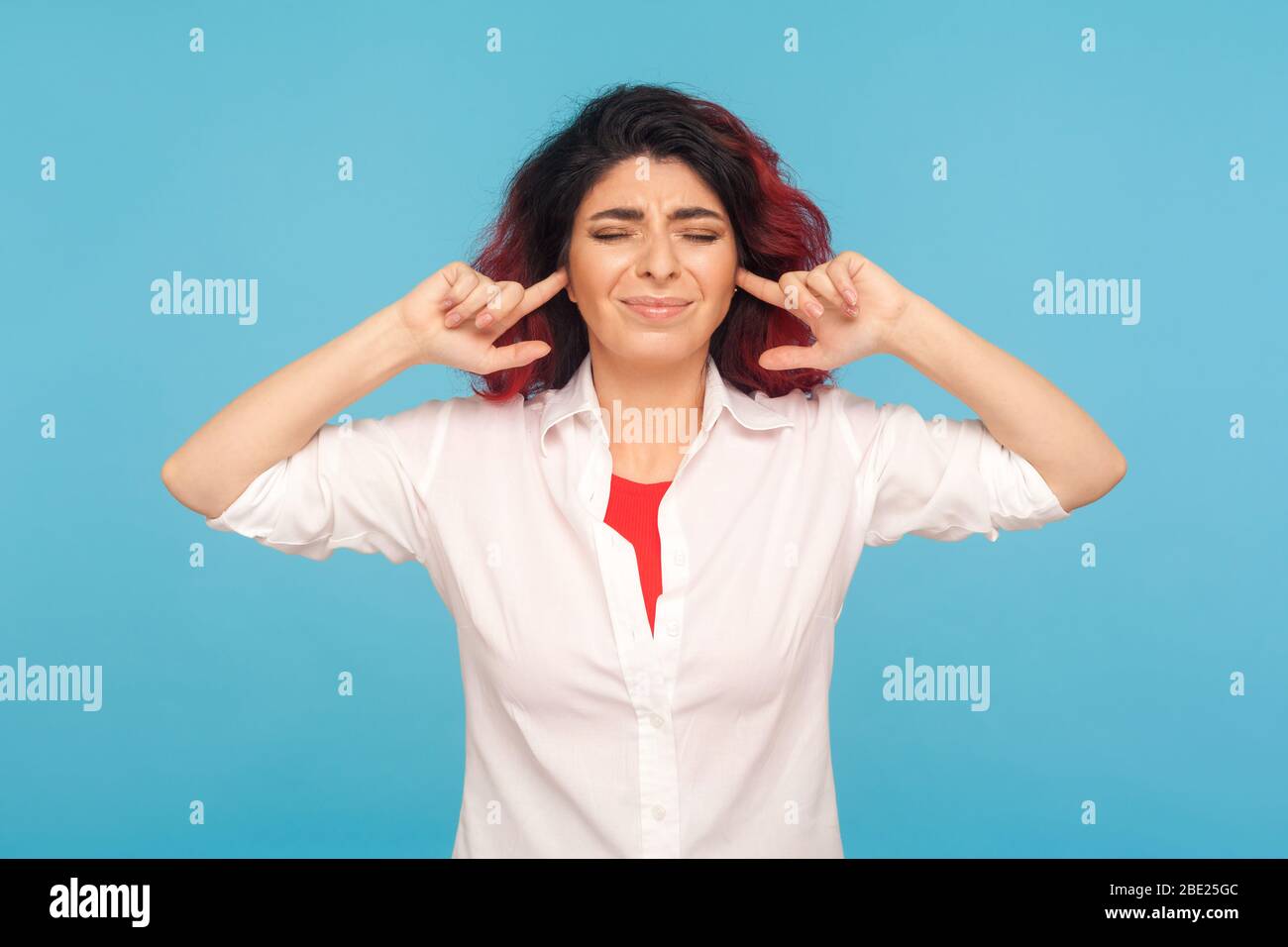 Annoying sound hi-res stock photography and images - Alamy