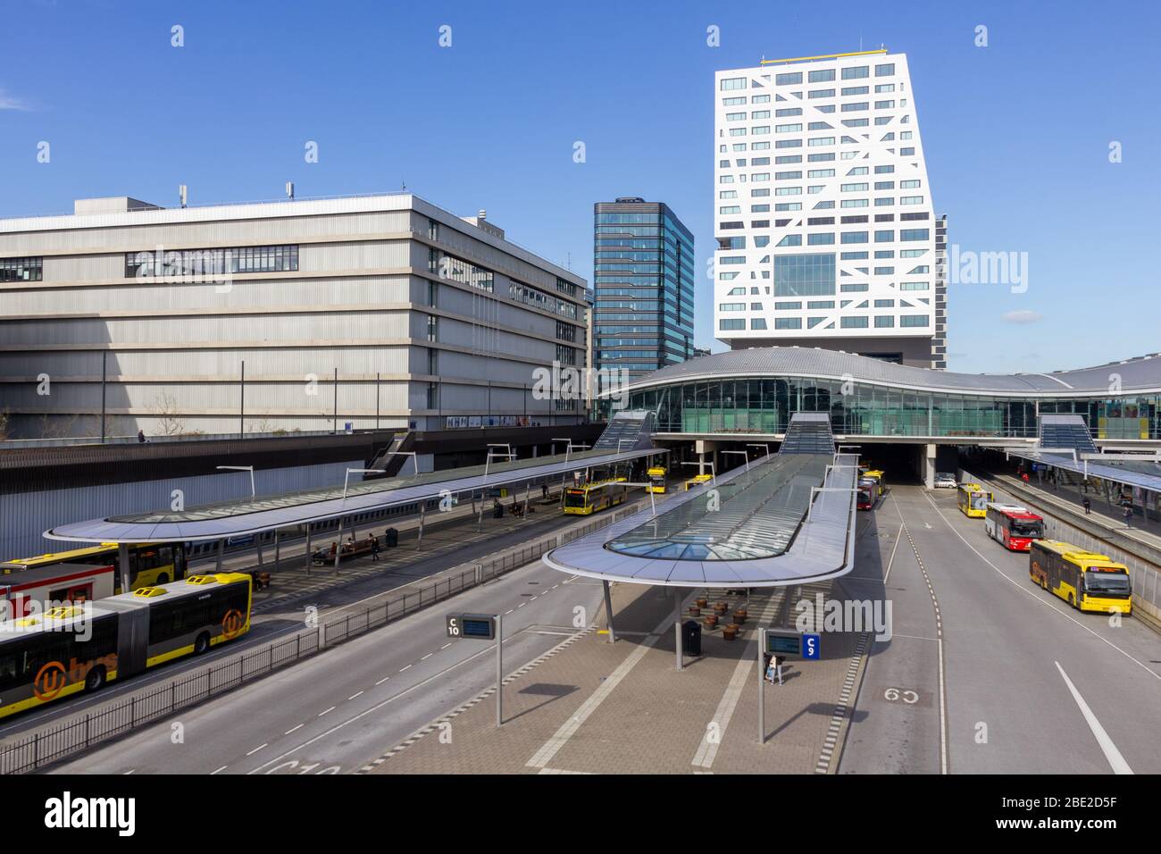 Central station in utrecht hi-res stock photography and images - Alamy