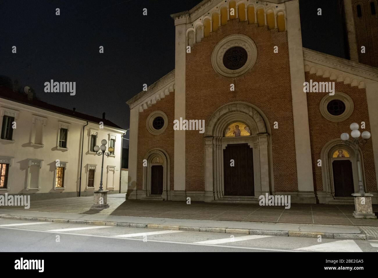 April 10th, 2020 – 9:00 P.M. – Holy Friday The parvis of the main ...