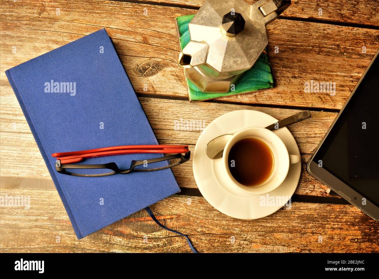 coffee break pause work Stock Photo - Alamy
