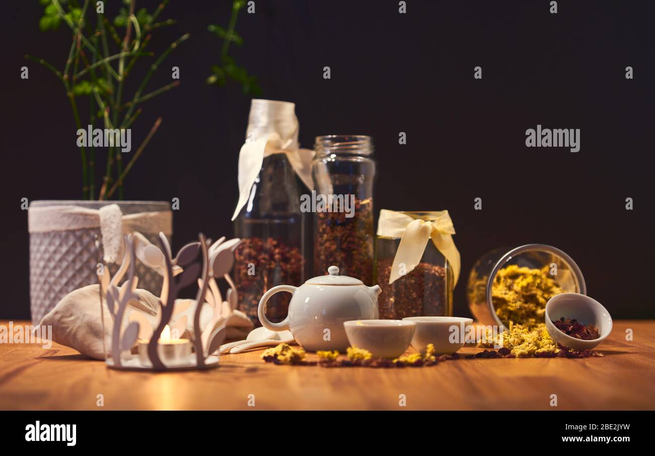 Chinese tea tradition hi-res stock photography and images - Alamy