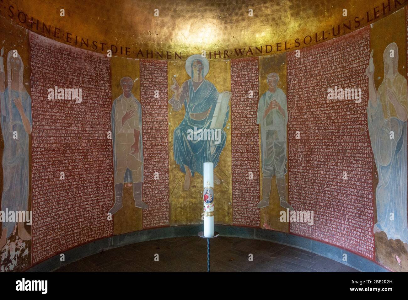 World war two chapel hi-res stock photography and images - Alamy