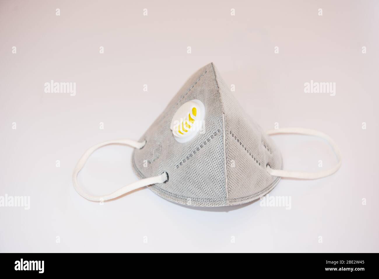 COVID-19 N95 mask for efficient airborne filtration Stock Photo - Alamy