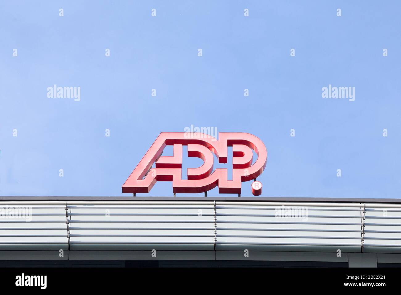 Adp accounting hi-res stock photography and images - Alamy