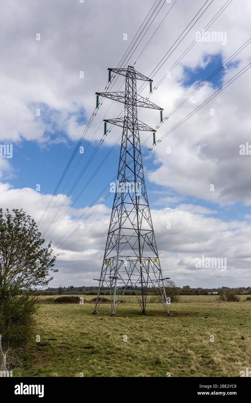 National Grid electricity pylon and overhead cables, Clifford Hill ...
