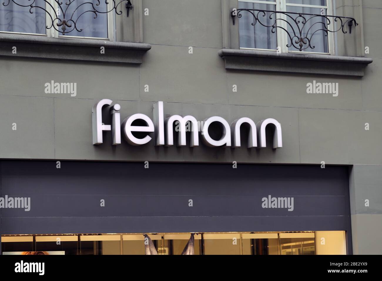 Fielmann Logo