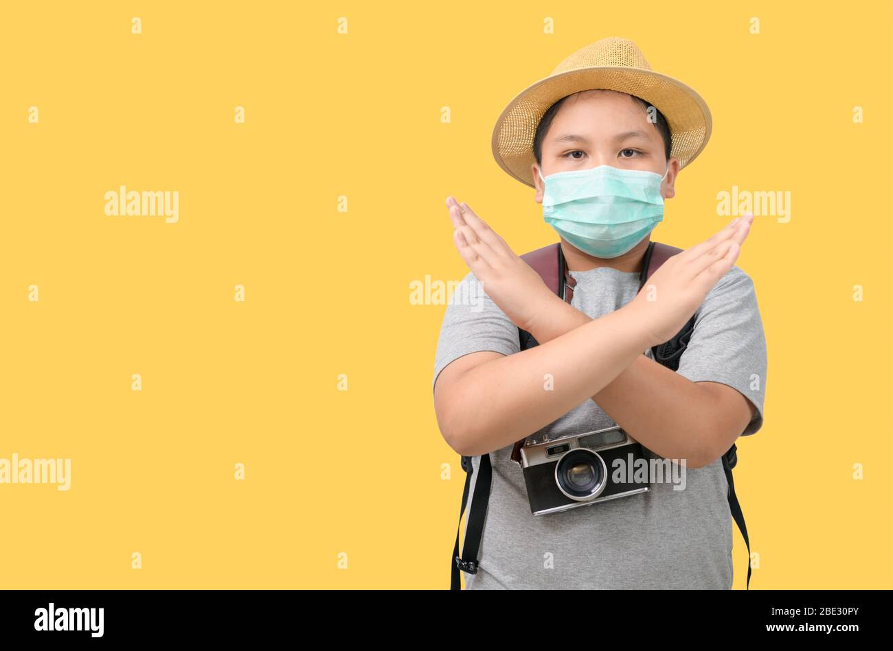 Female traveler wear surgical hi-res stock photography and images - Alamy