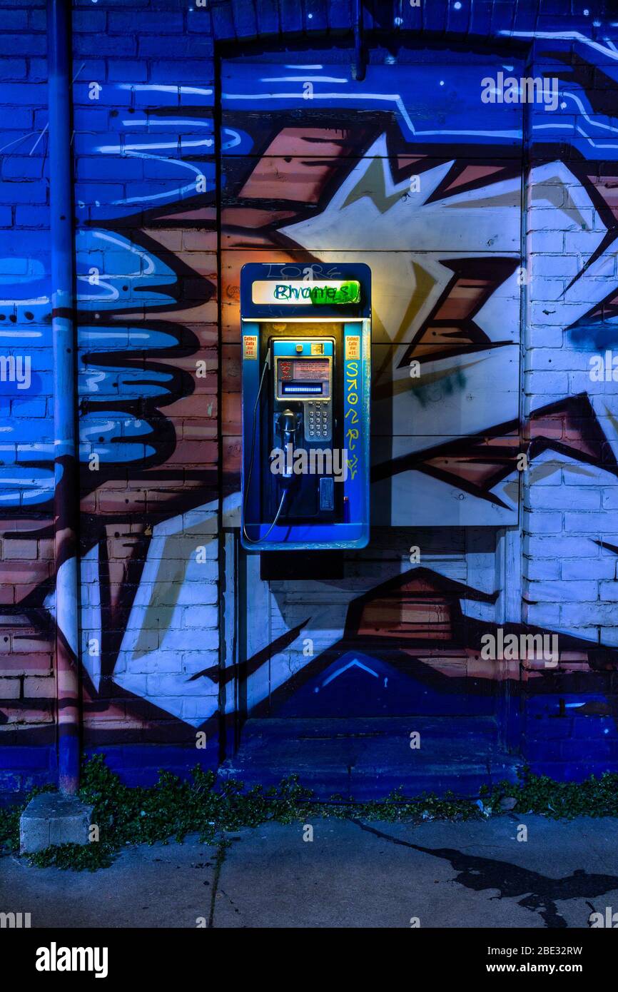 Phone Booth 1 Stock Photo Alamy phone-booth-1-stock-photo-alamy