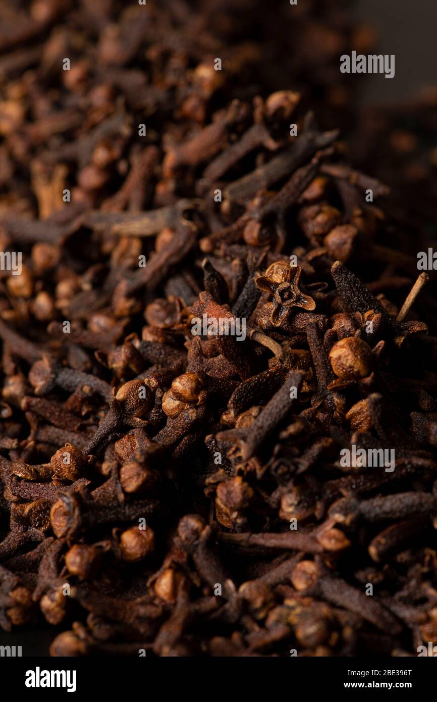 Clove dried spicy herb for food aroma and natural medicine Stock Photo ...