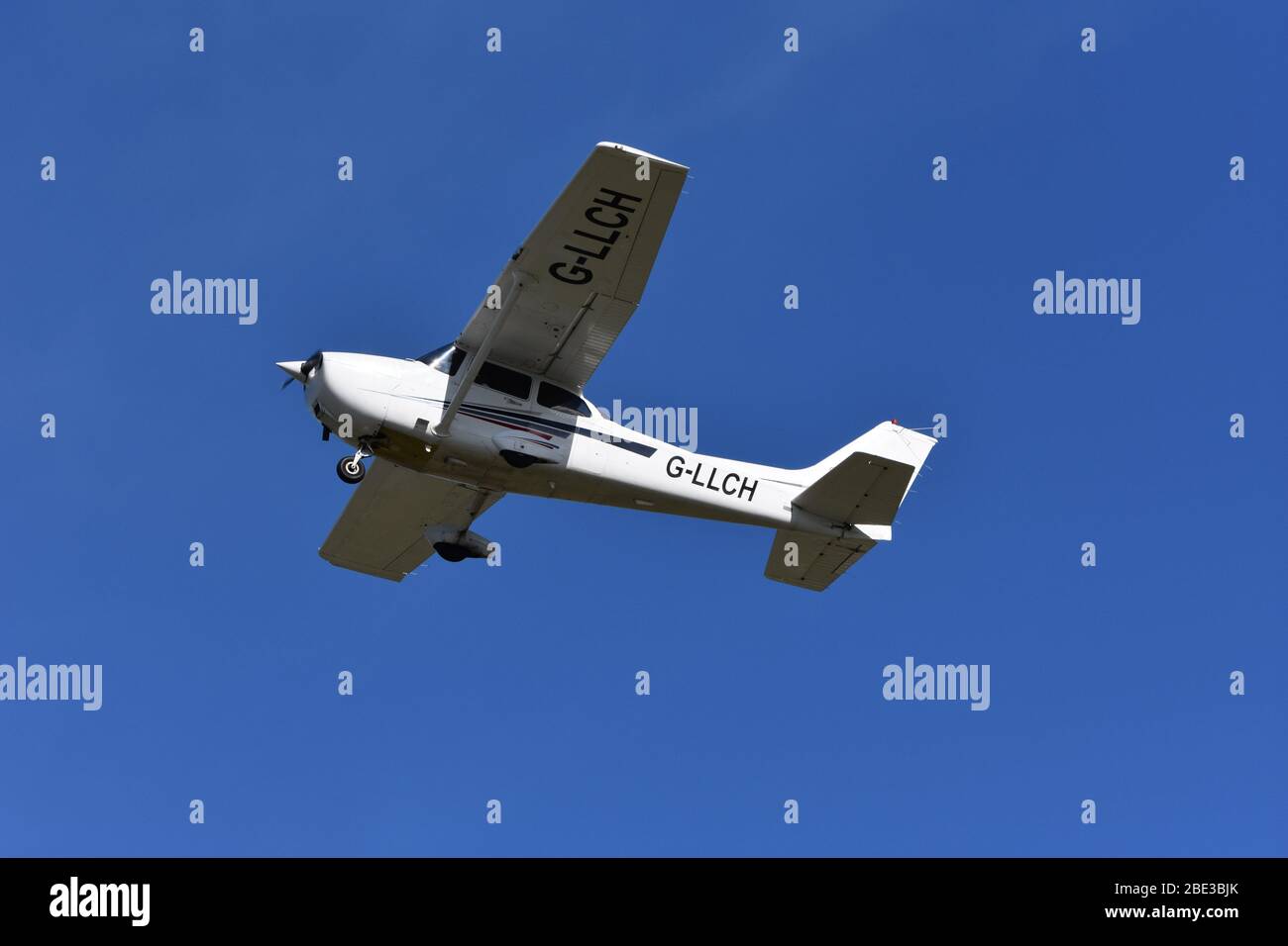 A light aircraft Cessna 172-S (G-LLCH) flying over Bristol Airport on ...