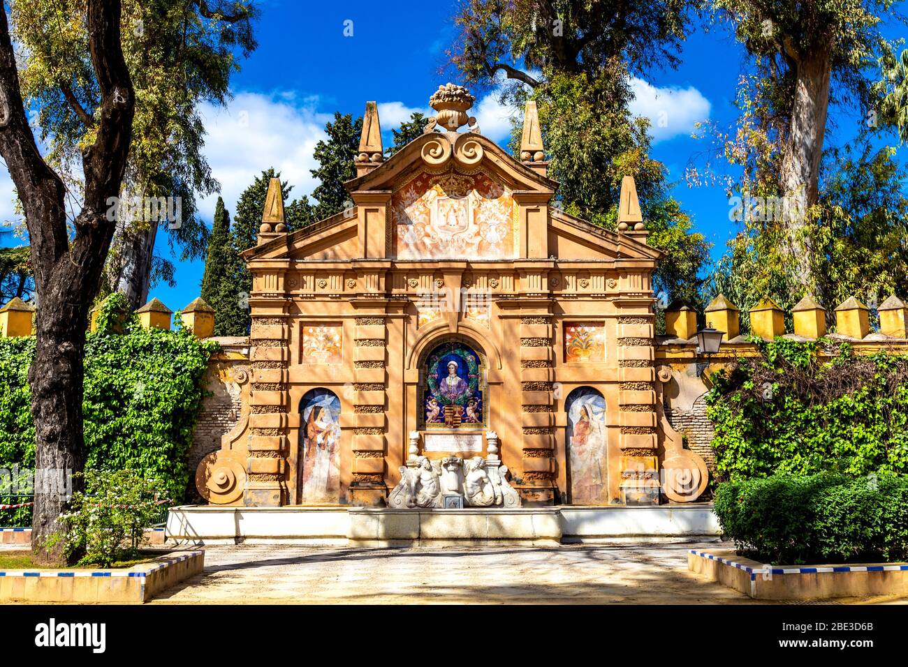 Monuments Of Seville High Resolution Stock Photography and Images - Alamy