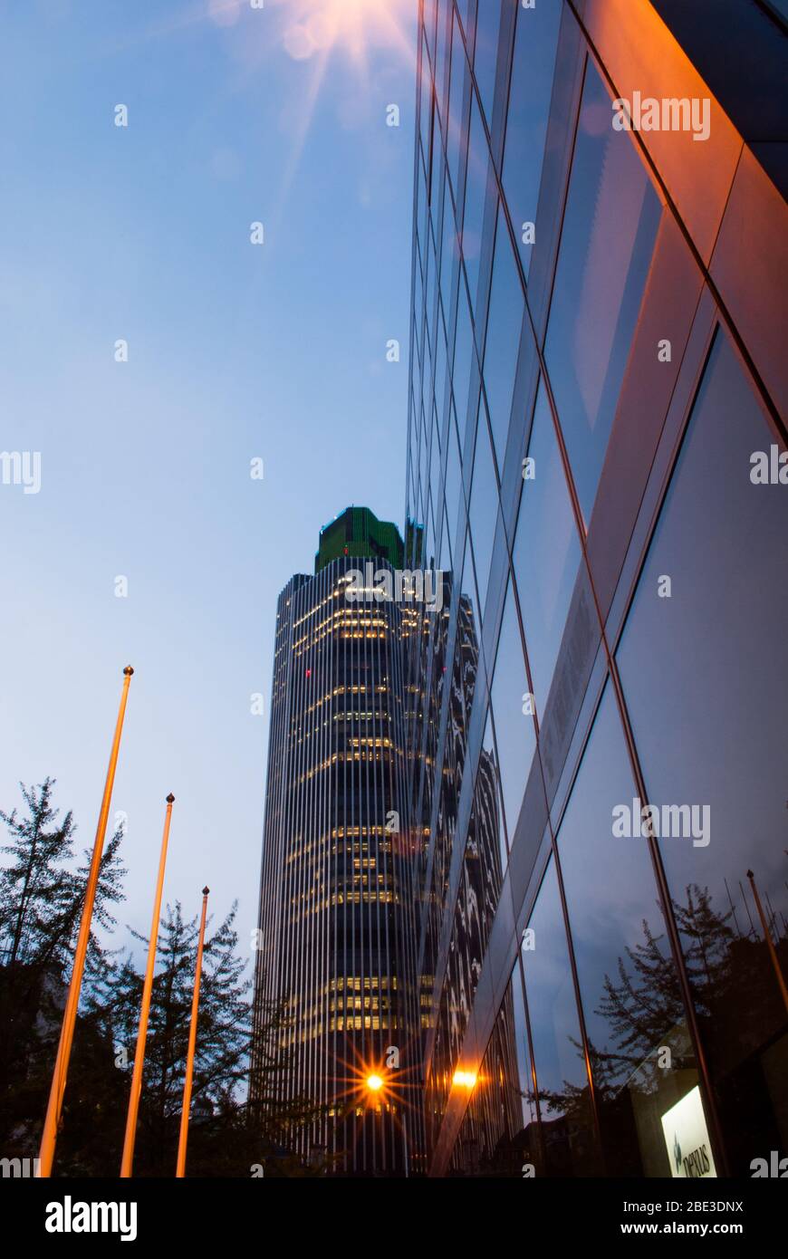 Night Dark Lights 1970s Architecture Highrise Skyscraper Tower 42, 25 ...