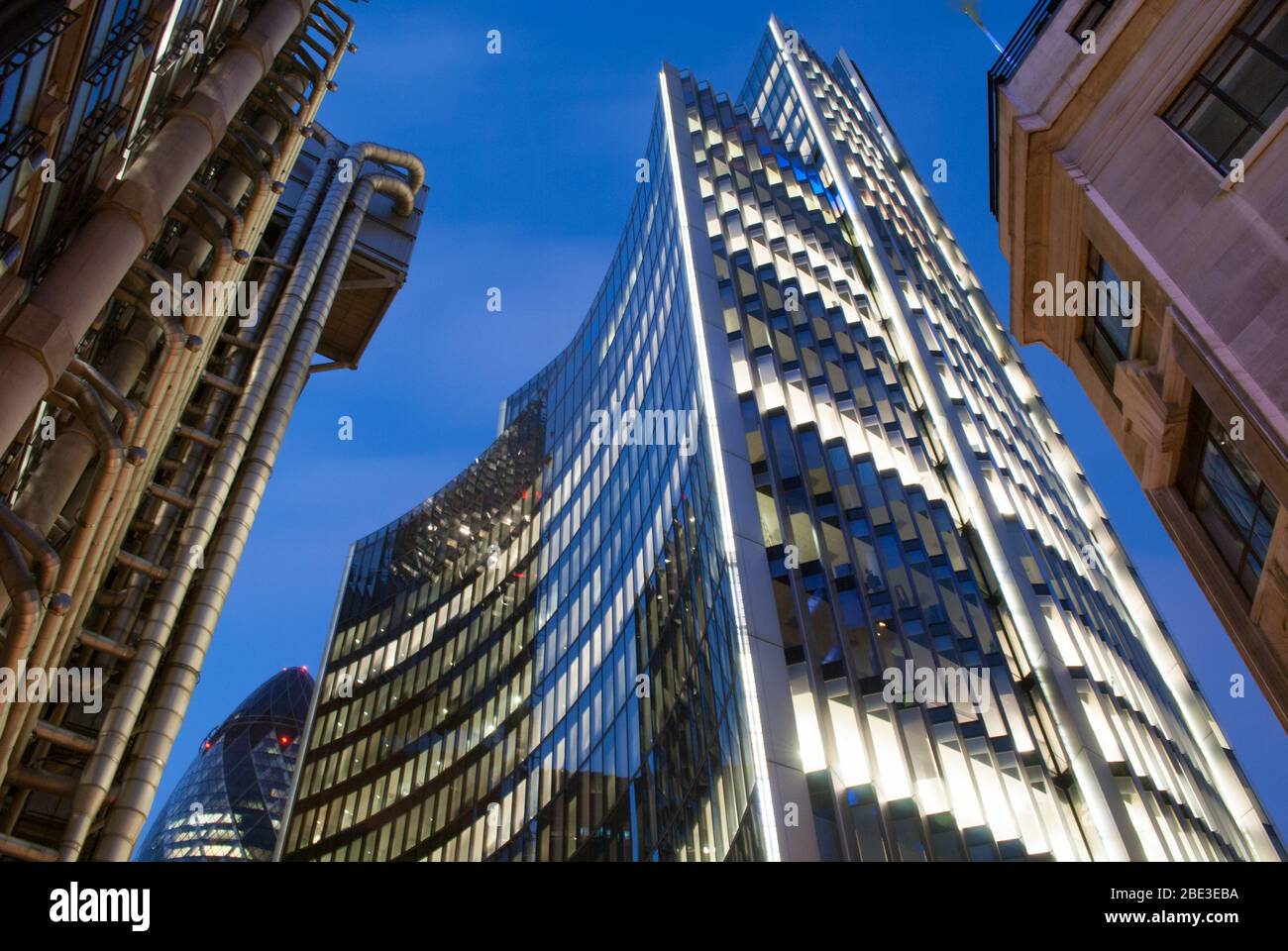 Blue Curved Stepped Skyscraper Highrise Tower Lime Street Lights Dark ...