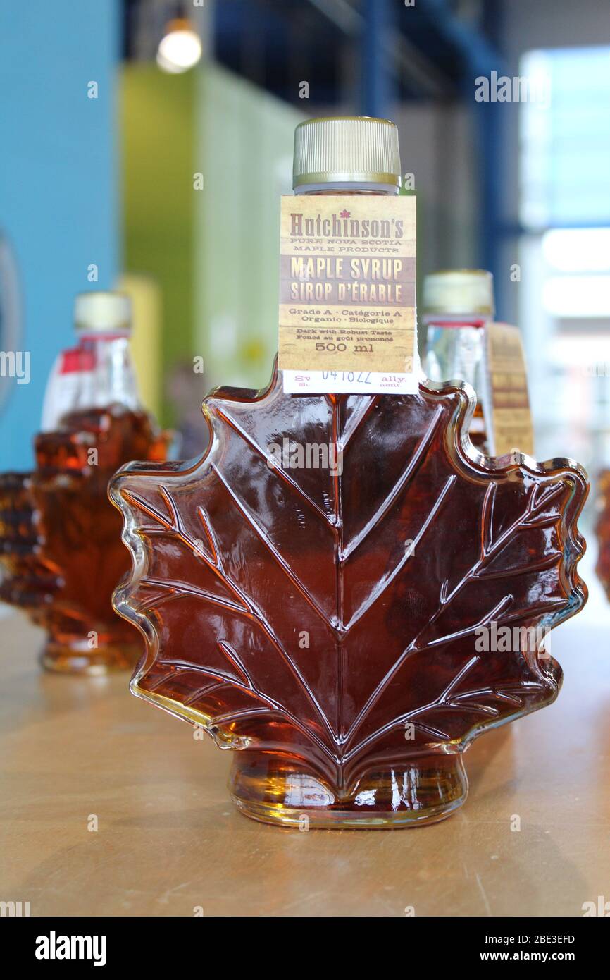 Canada maple syrup shop hi-res stock photography and images - Alamy