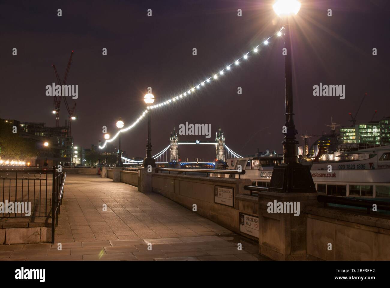 Dusk Night Twilight Tower Bridge Bascule Suspension Bridge, London, SE1 ...