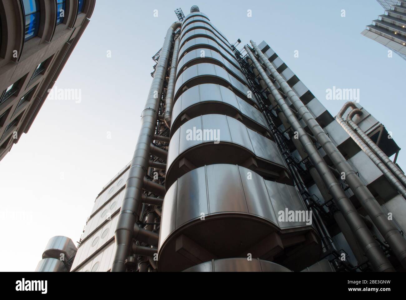 High Tech Architecture Steel Machine Lloyds Building Lloyds of London ...